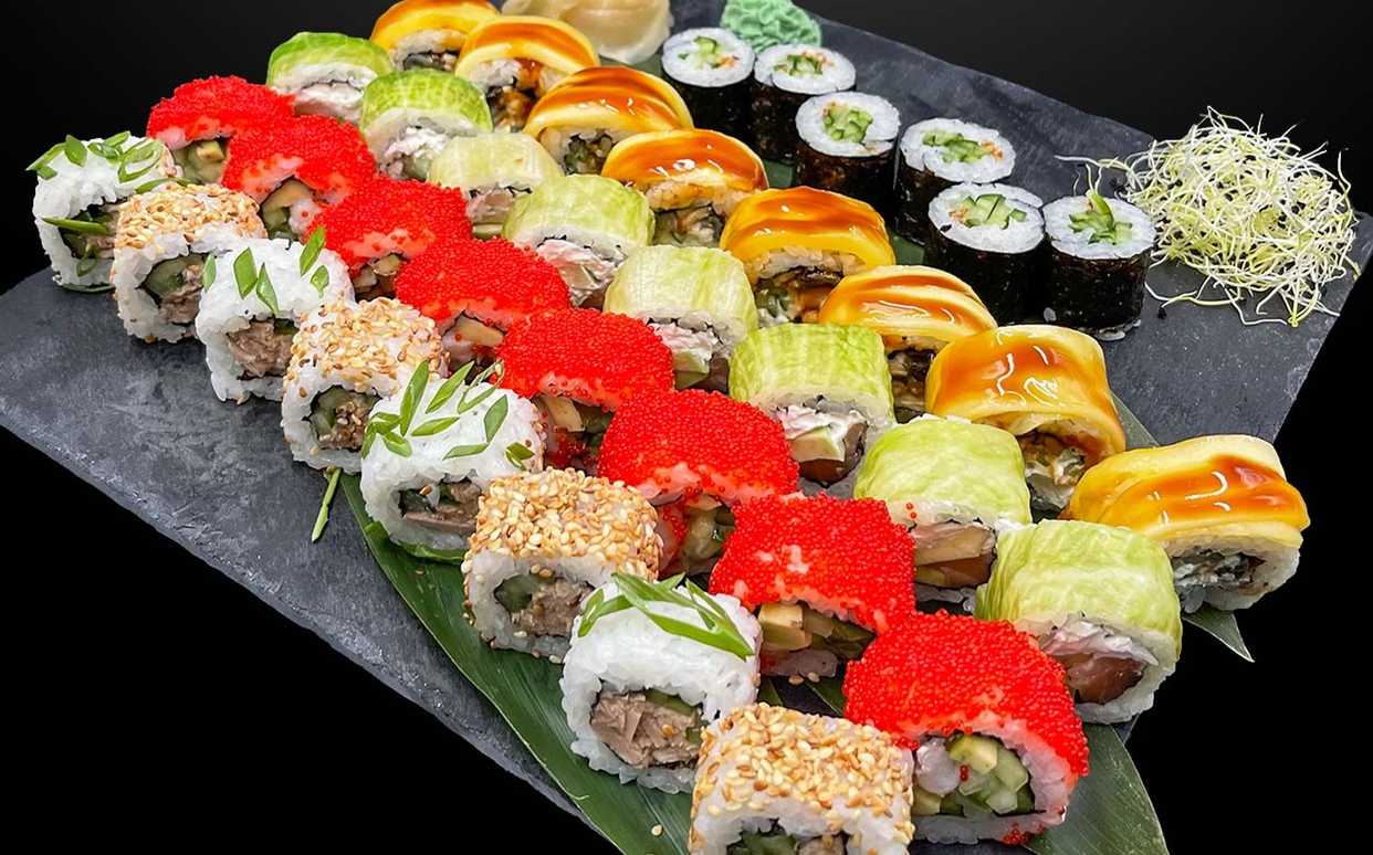 Sumeshi Sushi Austrului | Bolt Food