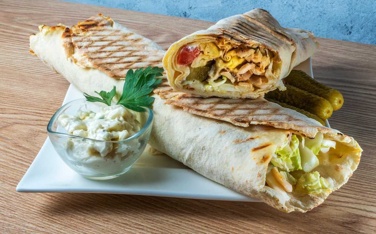 Primo Fast Food Romancierilor | Bolt Food