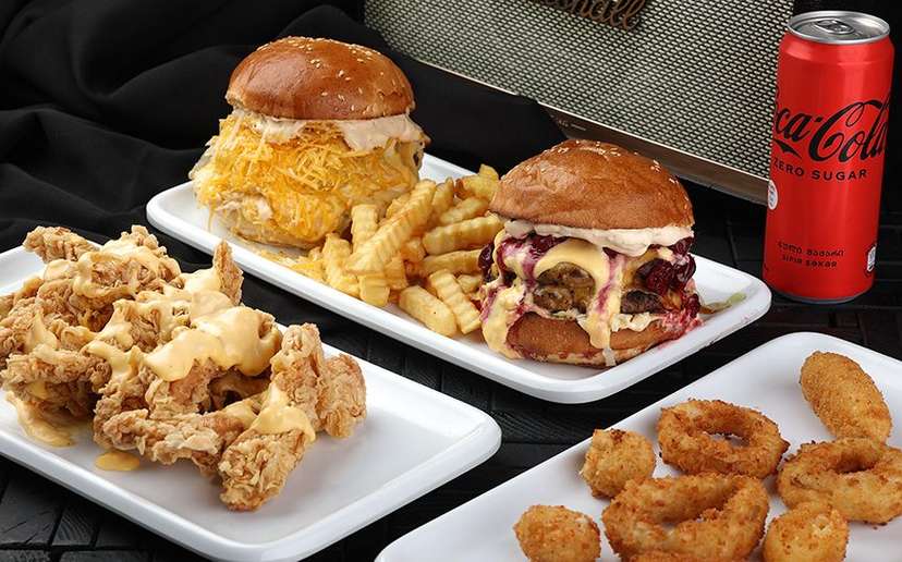 Golden Burger | Bolt Food