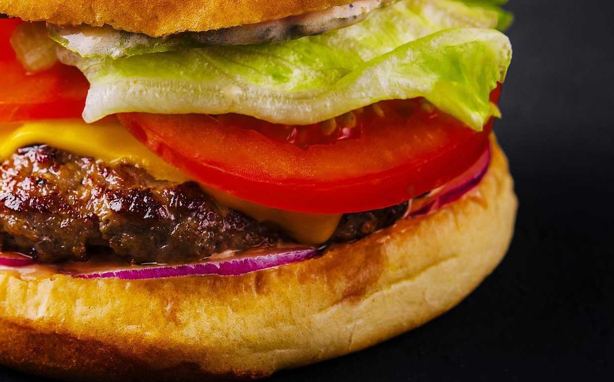 Burger Lokalnie | Bolt Food